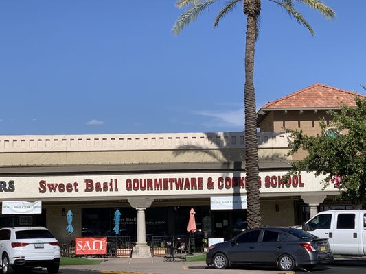 SWEET BASIL GOURMETWARE & COOKING SCHOOL - Updated July 2024 - 63 ...