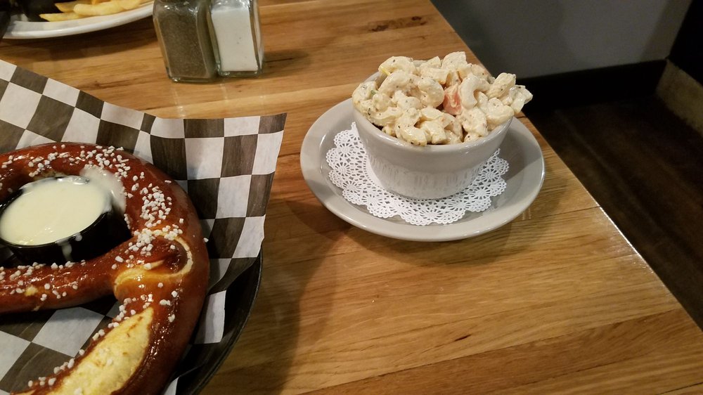 HOOLIGANS EASTSIDE GRILL - 54 Photos & 66 Reviews - American ...