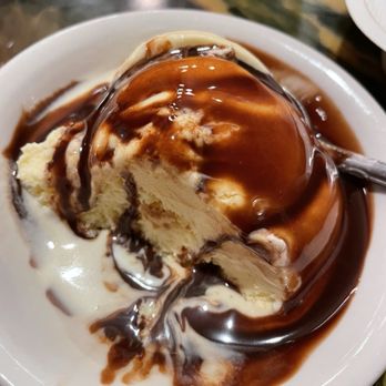 AJ SPURS SALOON & DINING HALL - Updated January 2025 - 469 Photos & 631 ...