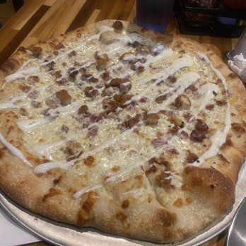 LOCAL POST EAST END EATERY - Updated February 2025 - 222 Photos & 210 ...