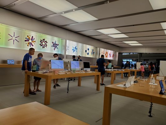 APPLE KAHALA - Updated October 2025 - 146 Photos & 316 Reviews - 4211 ...