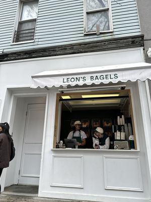 LEON’S BAGELS - Updated October 2025 - 41 Photos & 36 Reviews - 128 ...