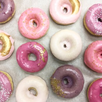 PRETTY SWEET BAKERY - Updated December 2025 - 23 Photos & 13 Reviews ...