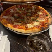 JOHNNY RAD’S PIZZERIA TAVERN - 242 Photos & 376 Reviews - 2108 Eastern ...