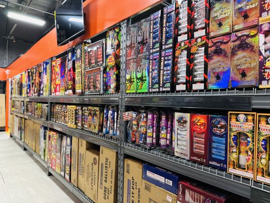 ELITE FIREWORKS SUPERCENTER - Updated December 2025 - 15 Photos - 68 NH ...