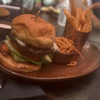 THE TOOTHSOME CHOCOLATE EMPORIUM AND SAVORY FEAST KITCHEN - Updated ...