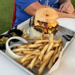 FUN BUNS - Updated August 2025 - 187 Photos & 97 Reviews - 15000 SH-46W ...