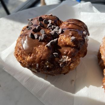 PARLOR DOUGHNUTS - 211 Photos & 80 Reviews - 506 Yale St, Houston ...