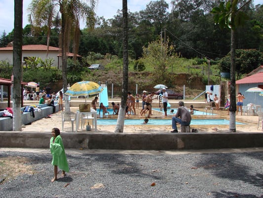 LAGO DOS MACAQUINHOS - Rodovia Amparo Serra Negra km 148, Serra Negra ...