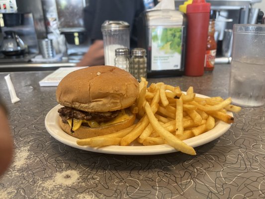 TOWN TOPIC - 327 Photos & 397 Reviews - 2021 Broadway St, Kansas City ...