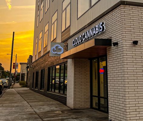 CLOUD CANNABIS DOWNTOWN GRAND RAPIDS DISPENSARY - Updated April 2026 ...