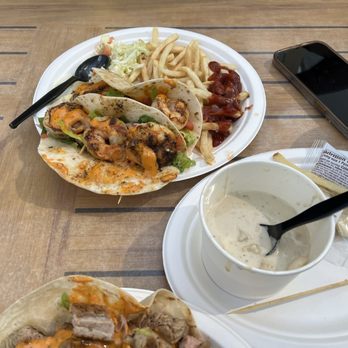 POINT LOOKOUT CLAM BAR - Updated December 2025 - 205 Photos & 229 ...