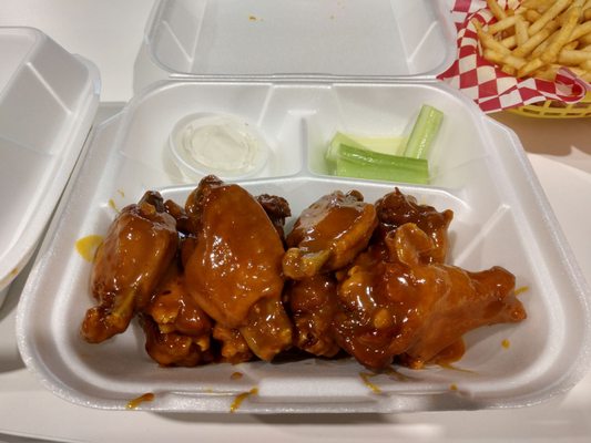 CHEX GRILL & WINGS - SARDIS - 22 Photos & 42 Reviews - 1609 Sardis Rd N ...