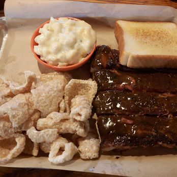 THE PIG & PINT - Updated May 2025 - 1105 Photos & 1181 Reviews - 3139 N ...