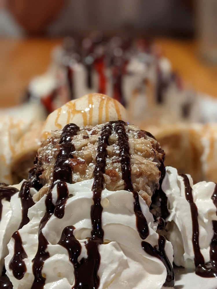 CHECKERS OLD MUNCHEN - Updated January 2026 - 824 Photos & 602 Reviews ...