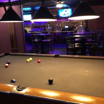 DERBY’S BAR & GRILL - Updated October 2025 - 74 Photos & 74 Reviews ...