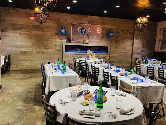 LOCALE GASTRO BAR AND PIZZETTE - Updated December 2025 - 348 Photos ...