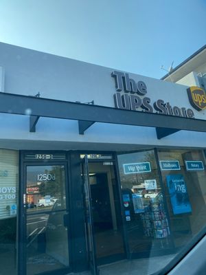 THE UPS STORE - Updated November 2025 - 35 Photos & 107 Reviews - 1250 ...