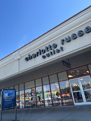 TANGER OUTLETS LOCUST GROVE - Updated December 2025 - 117 Photos & 119 ...