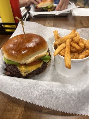 WAGYULICIOUS BURGERS AND BREWS - Updated September 2025 - 14 Photos ...