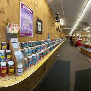 CHUTTERS - Updated December 2025 - 198 Photos & 123 Reviews - 43 Main ...