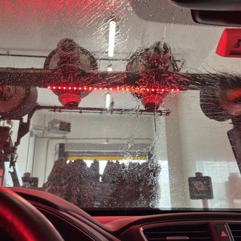 SHINY SHELL CARWASH - LOWER PAXTON - Updated June 2025 - 24 Photos ...