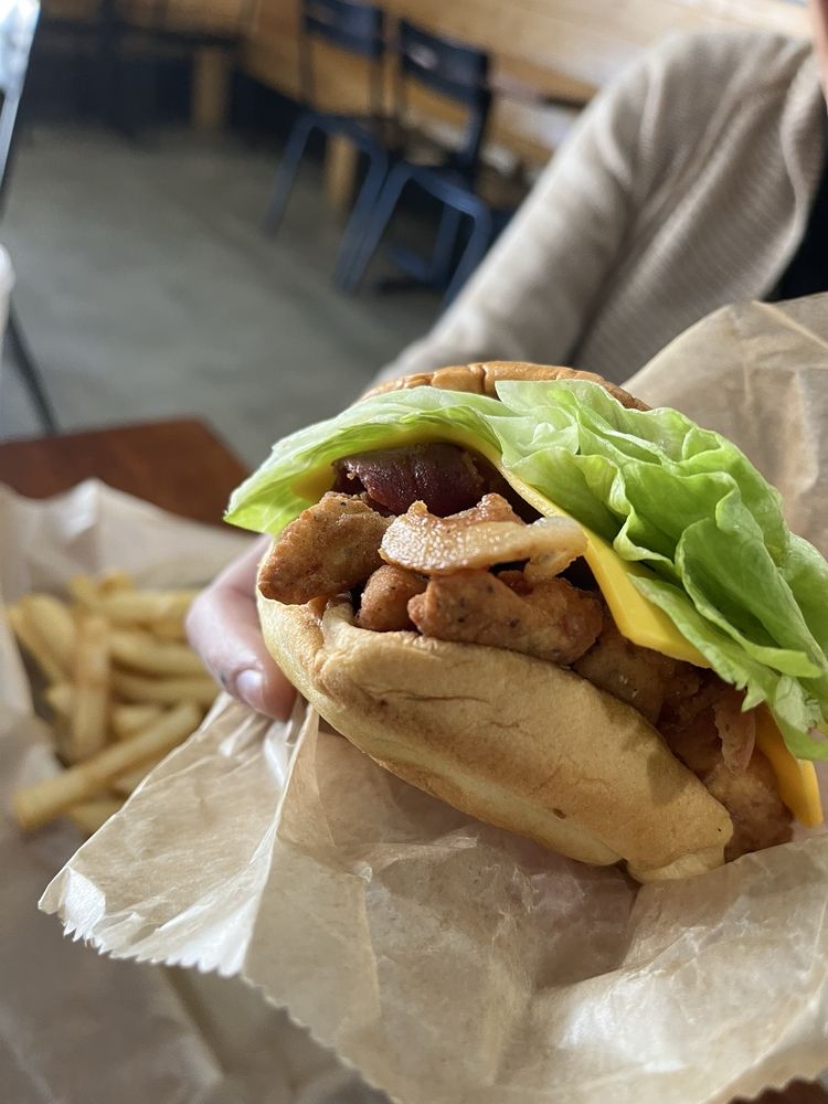 BIDDY’S - Updated December 2025 - 17 Photos - 946 1st St, Macon ...