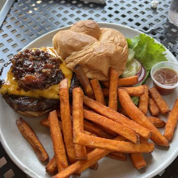 RELISH CRAFT KITCHEN & BOURBON BAR - Updated November 2024 - 736 Photos ...