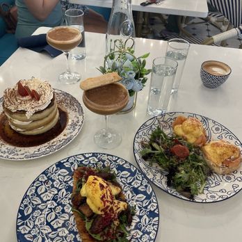 THE BLOOM LOUNGE - Updated May 2024 - 181 Photos & 103 Reviews - 6145 ...