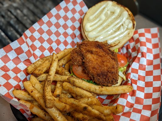 THE CROOKED CROW - Updated December 2025 - 89 Photos & 60 Reviews ...