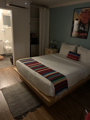 AGAVE INN - 142 Photos & 198 Reviews - 3222 State St, Santa Barbara, CA ...