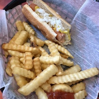 THE DIVE N - Updated June 2025 - 215 Photos & 206 Reviews - 109 N Polk ...