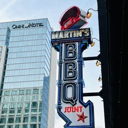 MARTIN’S BAR-B-QUE JOINT - Updated February 2025 - 3689 Photos & 3340 ...
