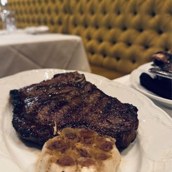 HEMINGWAY - Updated July 2025 - 193 Photos & 90 Reviews - 1515 E 15th ...