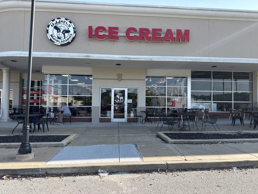 UDDERLY MOOLICIOUS - Updated January 2026 - 25 Photos & 19 Reviews ...