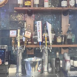 RIVERSHACK - Updated August 2025 - 34 Photos & 21 Reviews - 401 ...