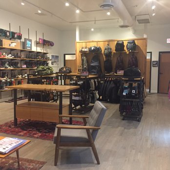 BURTON FLAGSHIP -- CHICAGO - Updated December 2025 - 33 Photos - 1563 N ...