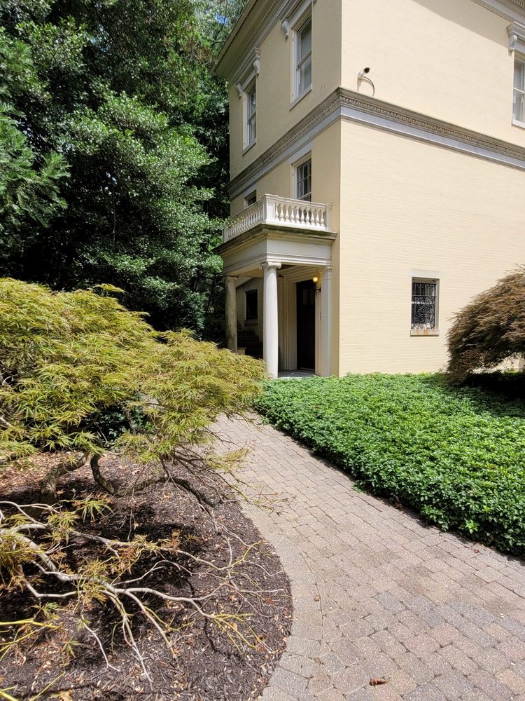 EVERGREEN MUSEUM & LIBRARY - 42 Photos & 13 Reviews - 4545 N Charles St ...