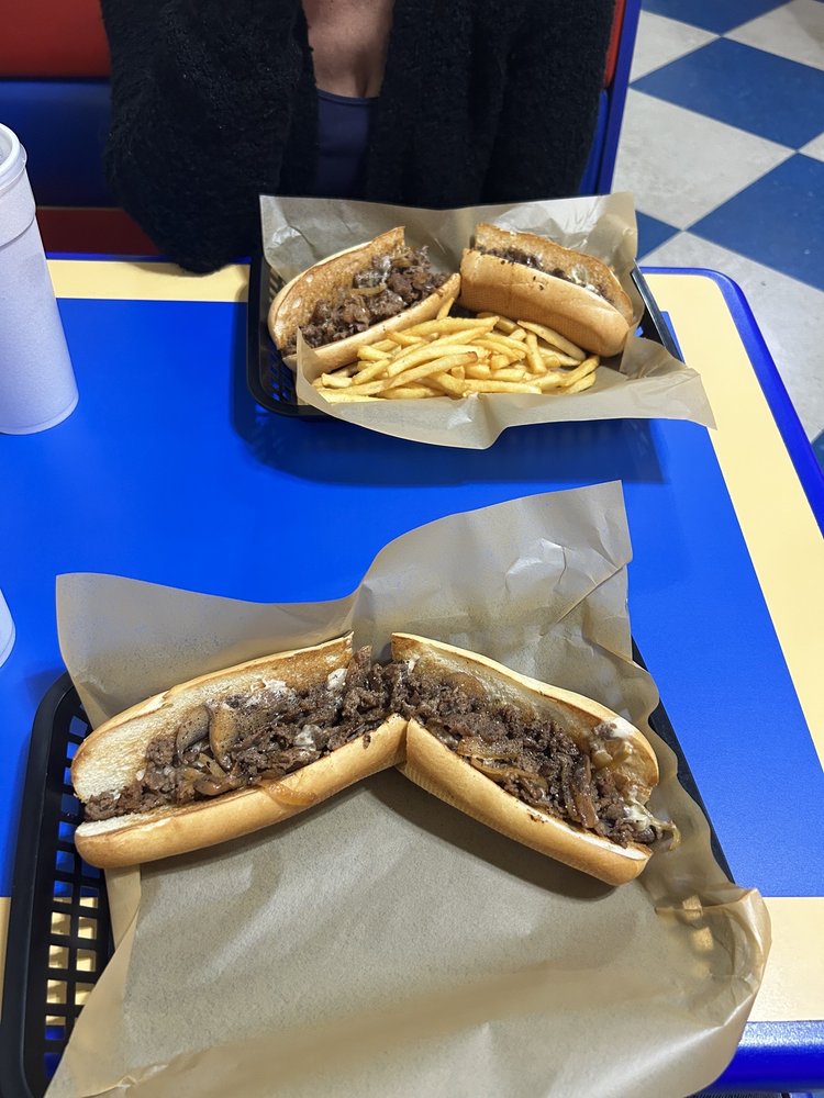 PHILLY CONNECTION - Updated July 2025 - 22 Reviews - 10020 Hwy 92 ...