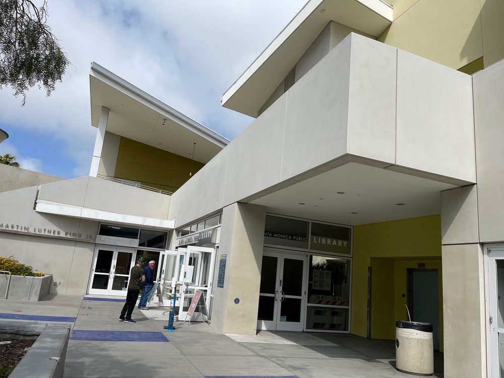 SANTA MONICA PUBLIC LIBRARY - MAIN BRANCH - 120 Photos & 259 Reviews ...