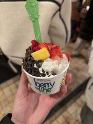 BERRYLINE - Updated September 2025 - 253 Photos & 681 Reviews - 3 Arrow ...