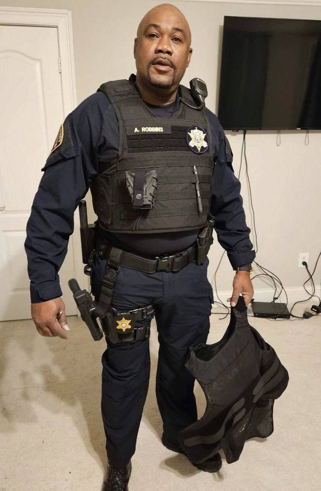 ANTHONY L ROBBINS - Updated July 2025 - Request Consultation - 32 ...