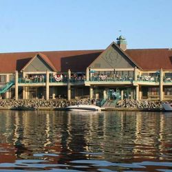 REEF POINT MARINA - 35 Photos - 2 Christopher Columbus Cswy, Racine ...