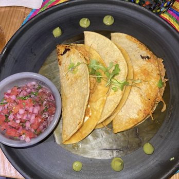 MAIZ Y AGAVE - Updated April 2025 - 753 Photos & 331 Reviews - 375 ...