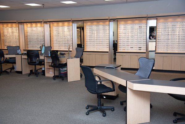 SIMON EYE - BEAR - Updated December 2025 - 15 Reviews - 116 Fox Hunt Dr ...