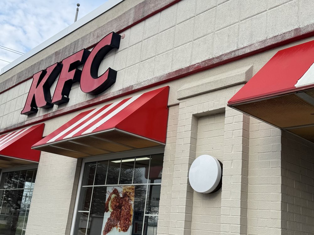 KFC - Updated October 2025 - 1322 IN-930 E, New Haven, Indiana - Fast ...