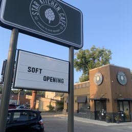 STAR KITCHEN CAFE - Updated October 2025 - 102 Photos & 82 Reviews ...