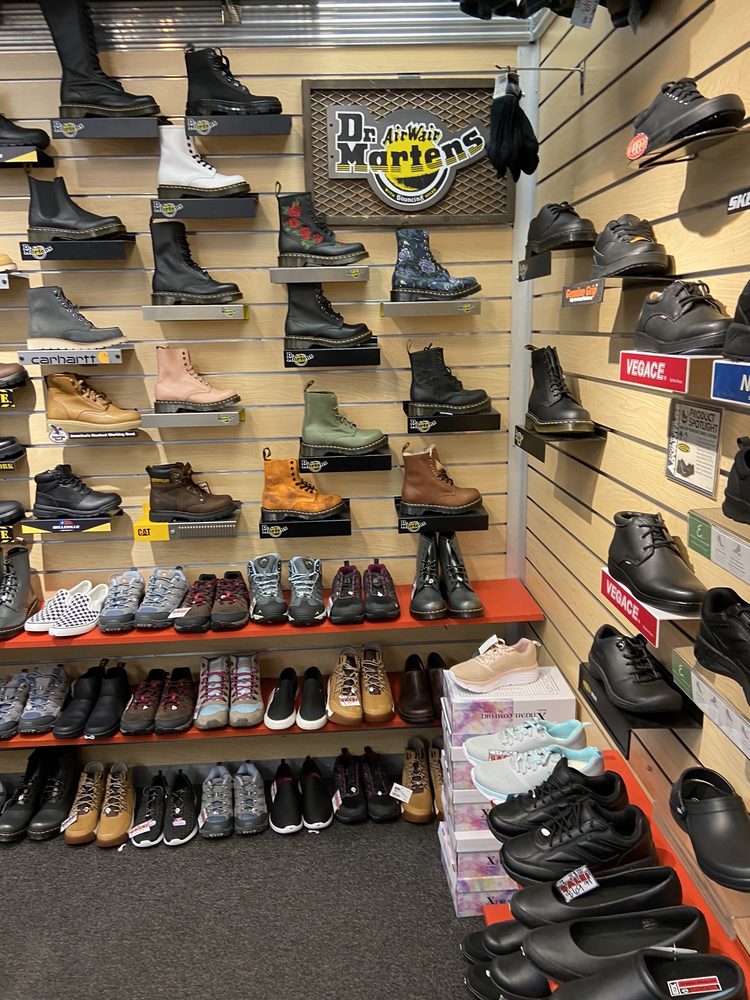 BOOT WORLD - Updated December 2025 - 47 Photos & 99 Reviews - 700 N ...