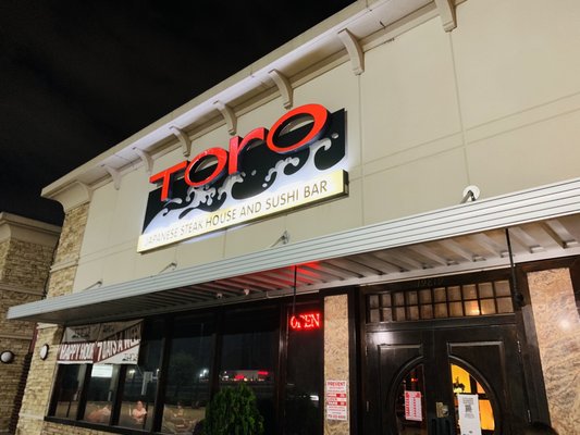 TORO JAPANESE STEAKHOUSE & SUSHI BAR - Updated November 2024 - 260 ...