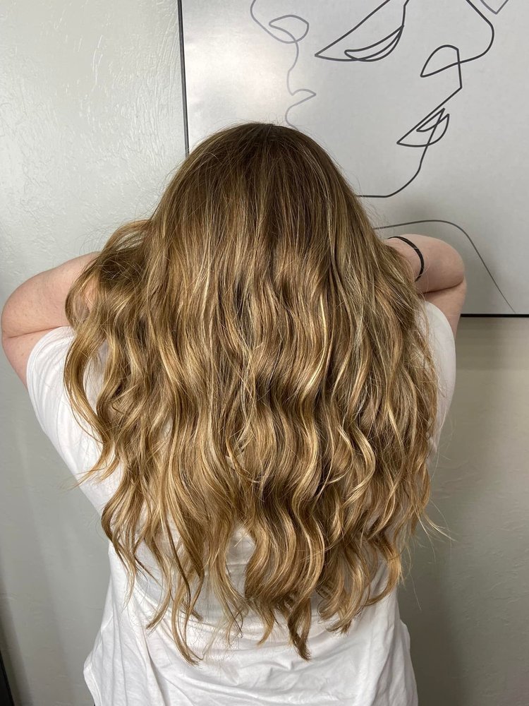 SALON LINK AND COLOR BAR - Updated September 2024 - 221 S Cedar Springs ...